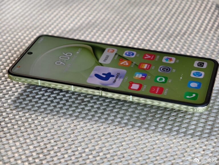 Huawei Nova Flip Officially Launched With Kirin 8000 Chipset